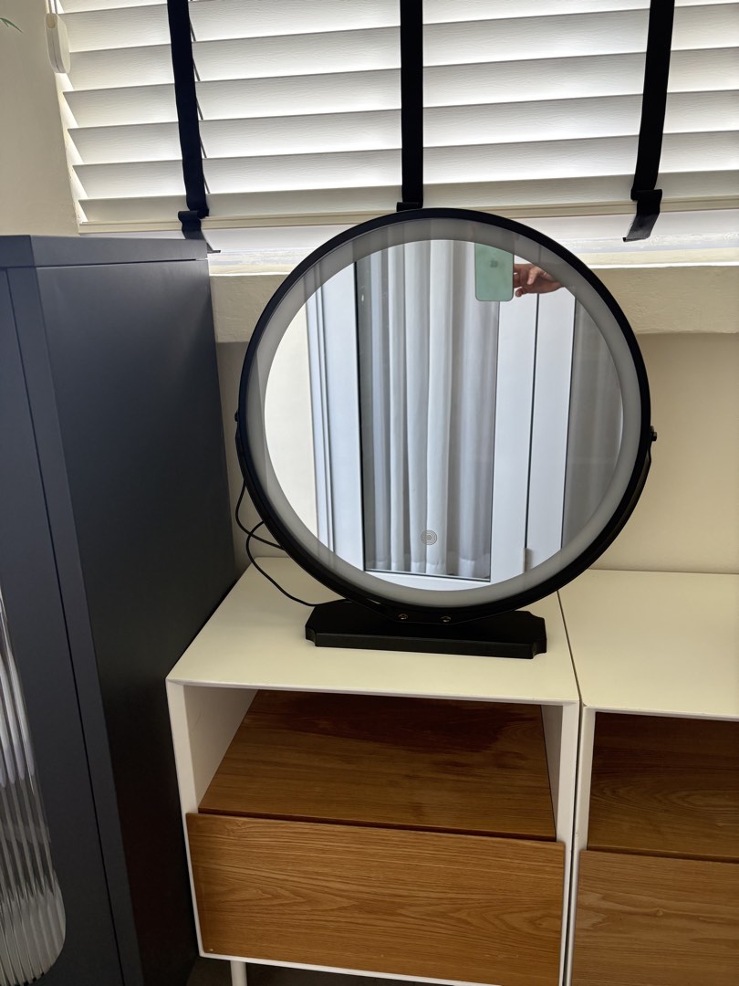 Black Round LED Light Up Vanity Mirror, Furniture & Home Living, Home ...