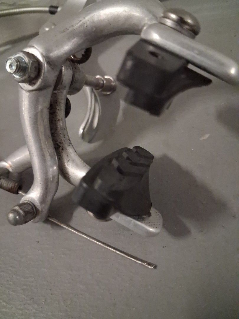 Brakeset, Sports Equipment, Bicycles & Parts, Parts & Accessories on ...
