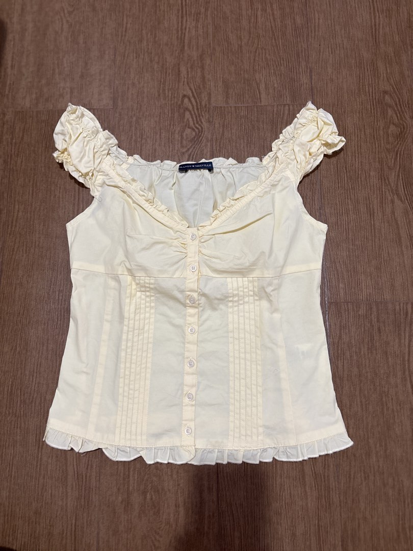 brandy melville elena top (yellow), Women's Fashion, Tops, Other Tops ...