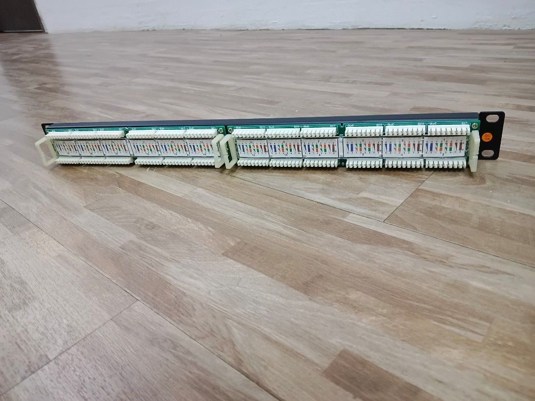 Cat5e 24-Port Network Patch Panel, Computers & Tech, Parts ...