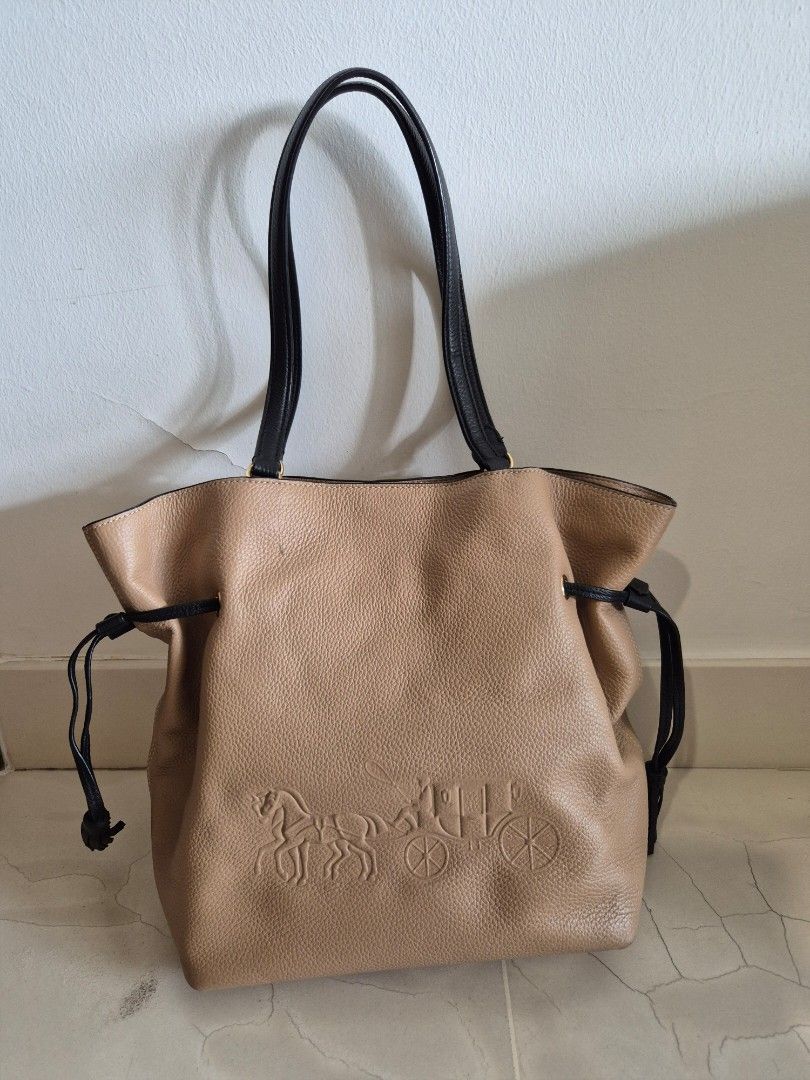 Coach Andy Tote Bag with Horse and Carriage - Japan Exclusive, Women's ...