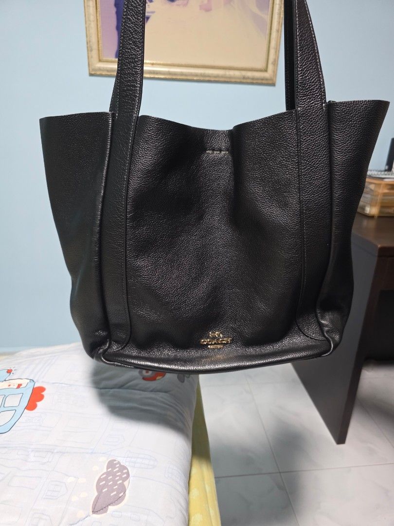 Coach Black Leather Tote Bag, Women's Fashion, Bags & Wallets, Tote ...