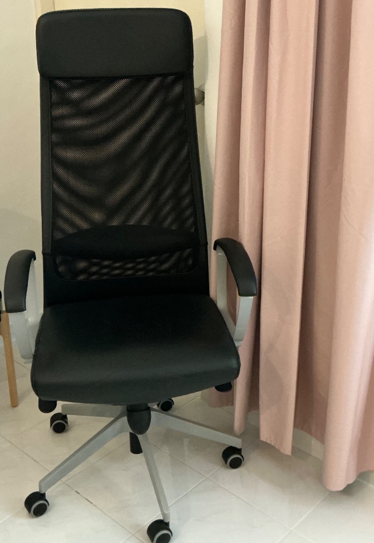 Ergonomic Mesh Back Office Chair with Padded Seat, Furniture & Home ...