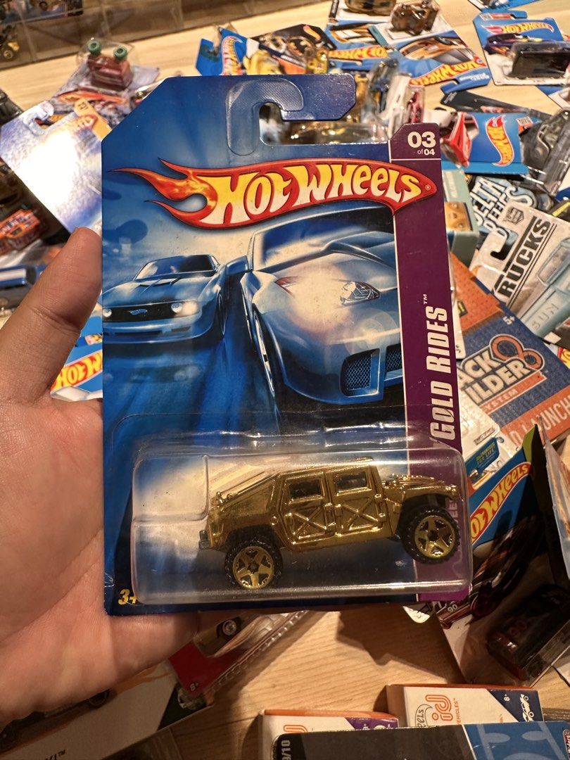 Hot Wheels Gold Rides Humvee 03/04, Hobbies & Toys, Toys & Games on ...