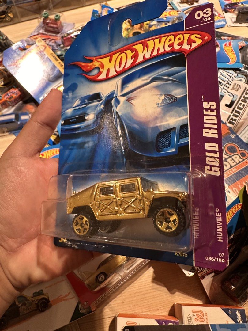 Hot Wheels Gold Rides Humvee 03/04, Hobbies & Toys, Toys & Games on ...