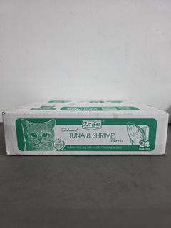 Kit Cat Petite Pouch Classic Tuna Cat Food, Pet Supplies, Pet Food on ...