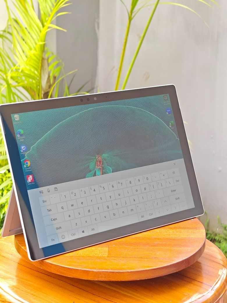 Microsoft Surface Pro 6 12.3” FHD Touchscreen SSD 256GB Windows Pro ...