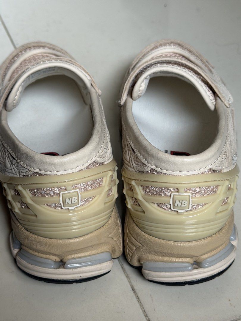 New Balance 1906L Loafers, Women's Fashion, Footwear, Sneakers on Carousell
