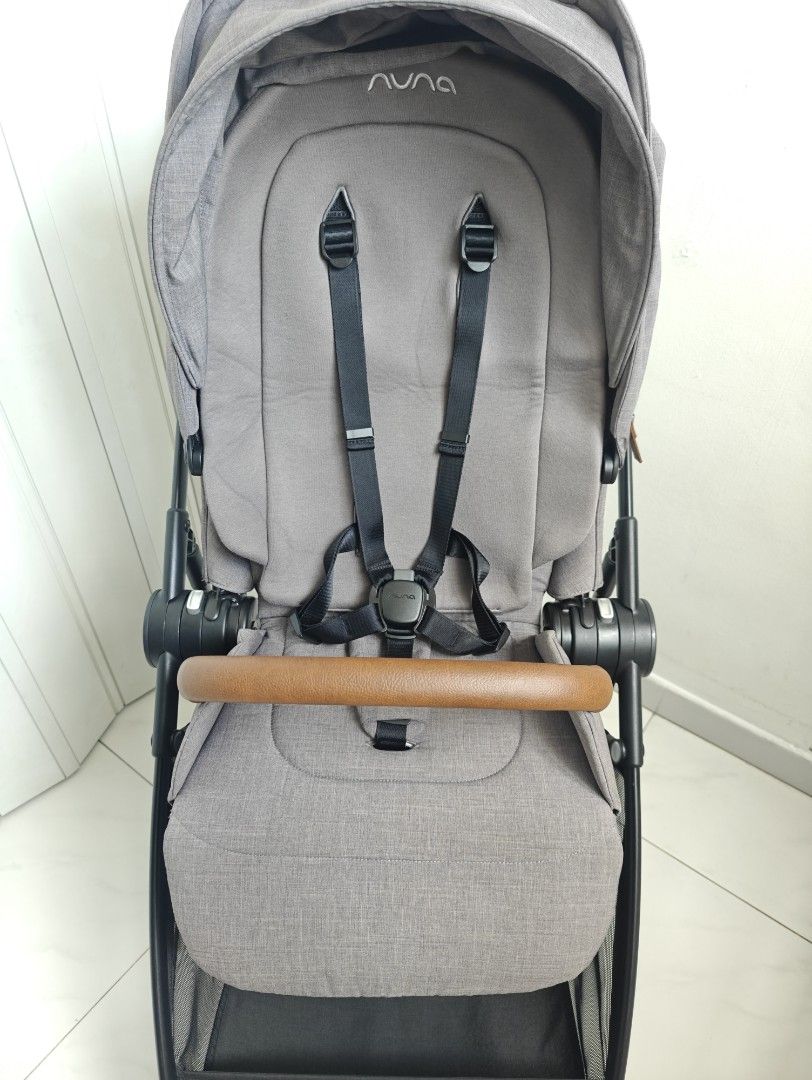 Nuna IXXA Travel stroller, Babies & Kids, Going Out, Strollers on Carousell