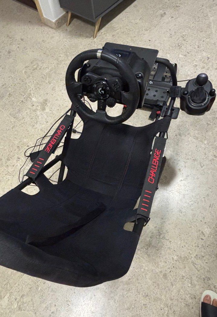 [PS ver.] Playseat Challenge Gaming Chair with Logitech G923 Wheel and ...
