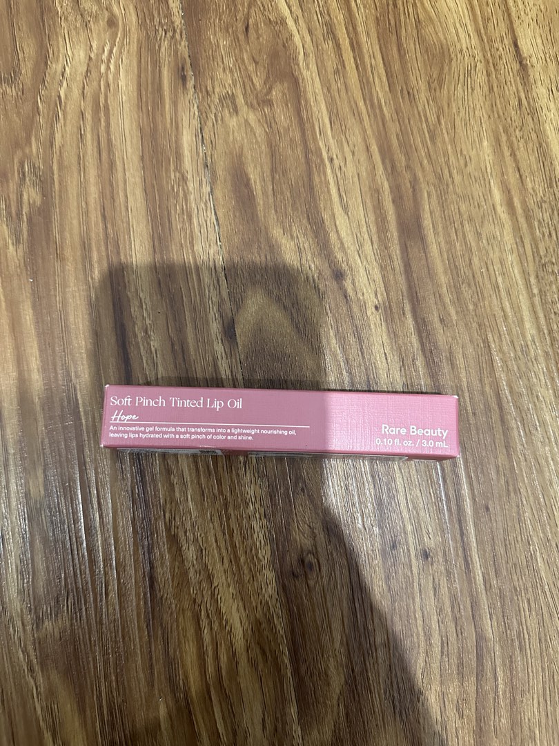 Rare Beauty Soft Pinch Tinted Lip Oil, Kesehatan & Kecantikan, Rias ...