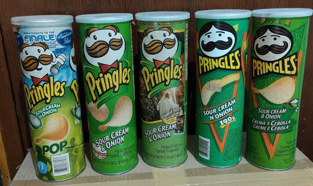 [RARE/VINTAGE] Bundle 5 Kaleng Pringles Segel - Edisi LOTR (Gandalf ...