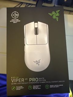 Razer Viper V4 Pro 無線電競滑鼠 白色, 電腦＆科技, 電腦周邊及配件, 電腦滑鼠及相關產品 - Carousell