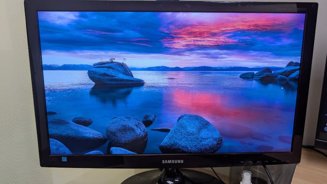 Samsung 24 inch Monitor, Computers & Tech, Parts & Accessories, Monitor ...