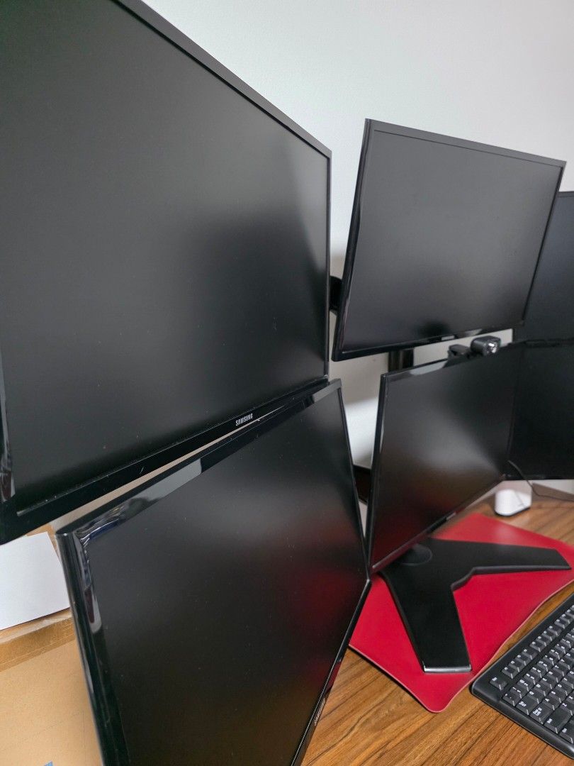 Samsung Monitor Setup - 6 Monitors, Computers & Tech, Desktops on Carousell
