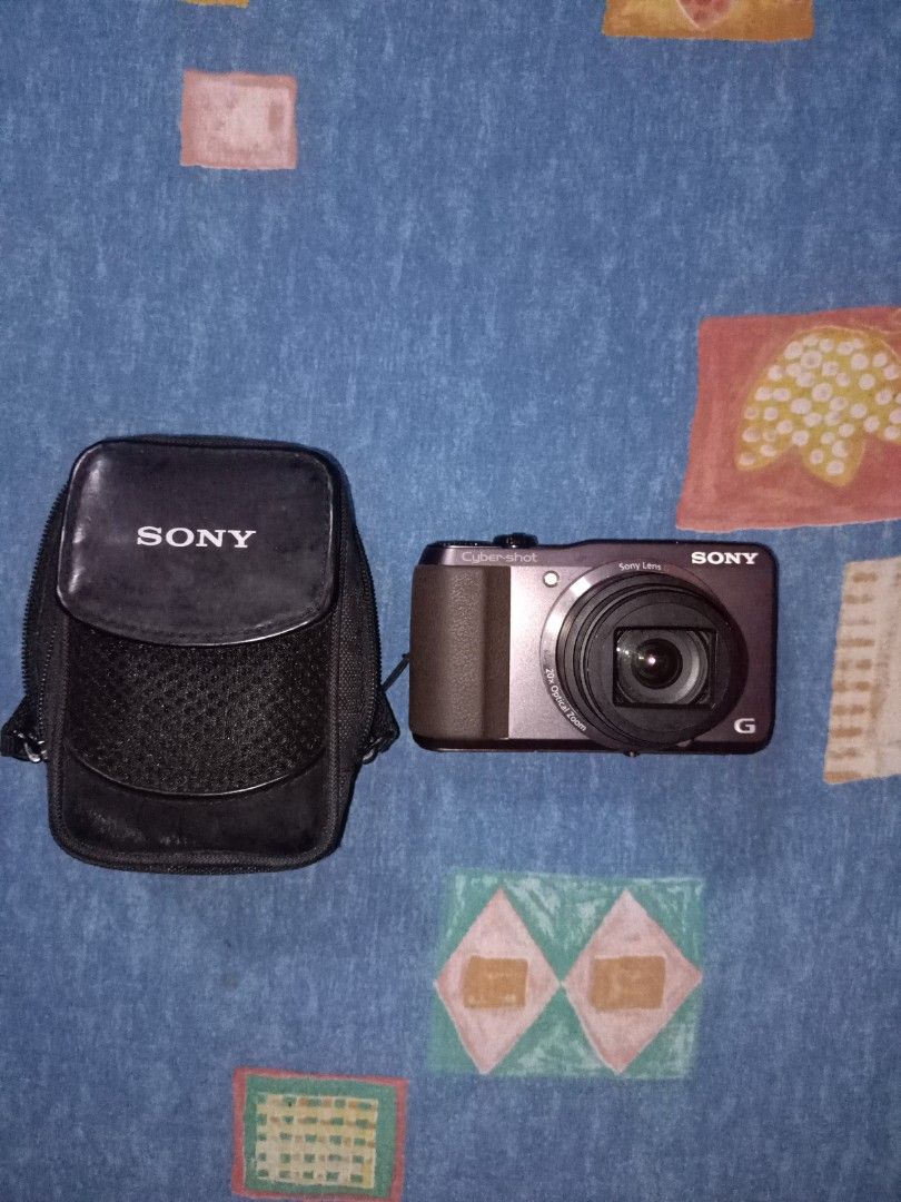 Sony Cyber-shot DSC-HX20V Digital Camera with Case, Photography ...