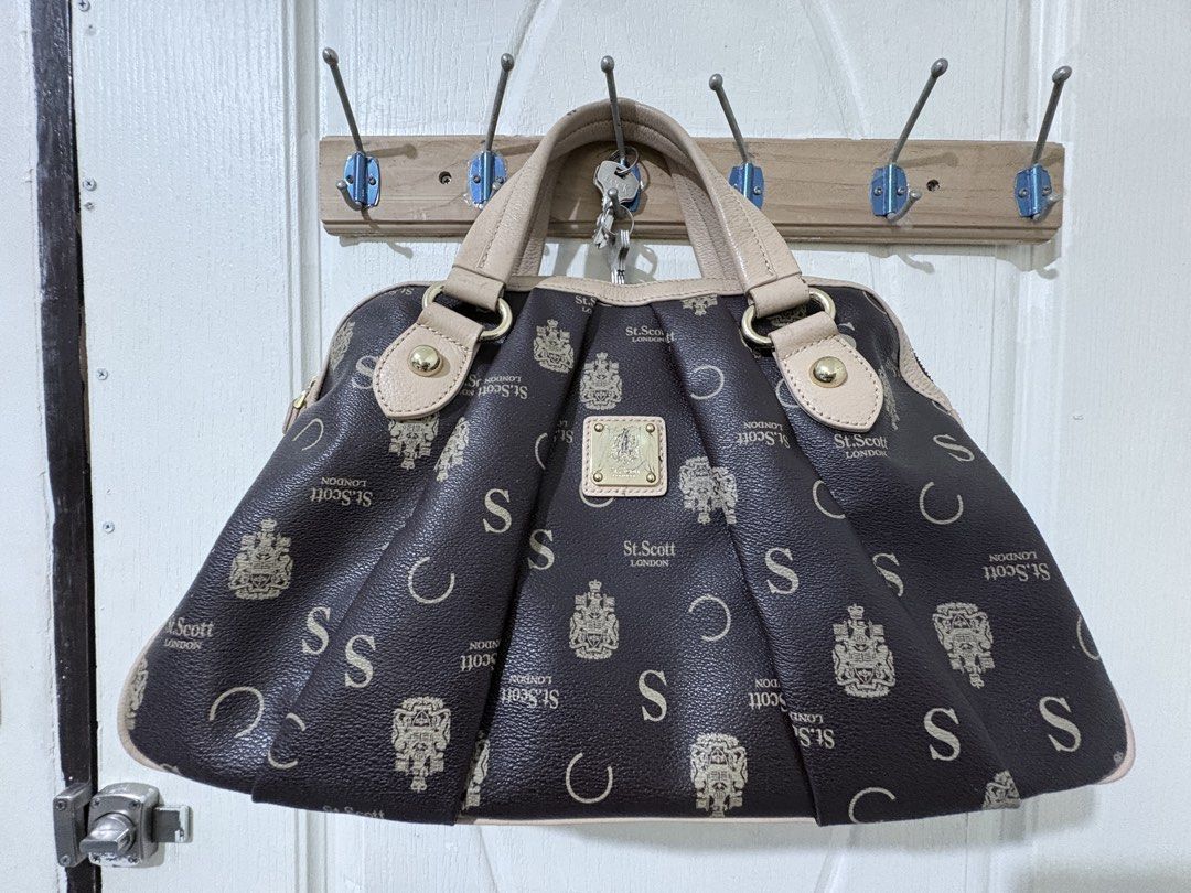 St. Scott London Handbag, Luxury, Bags & Wallets on Carousell