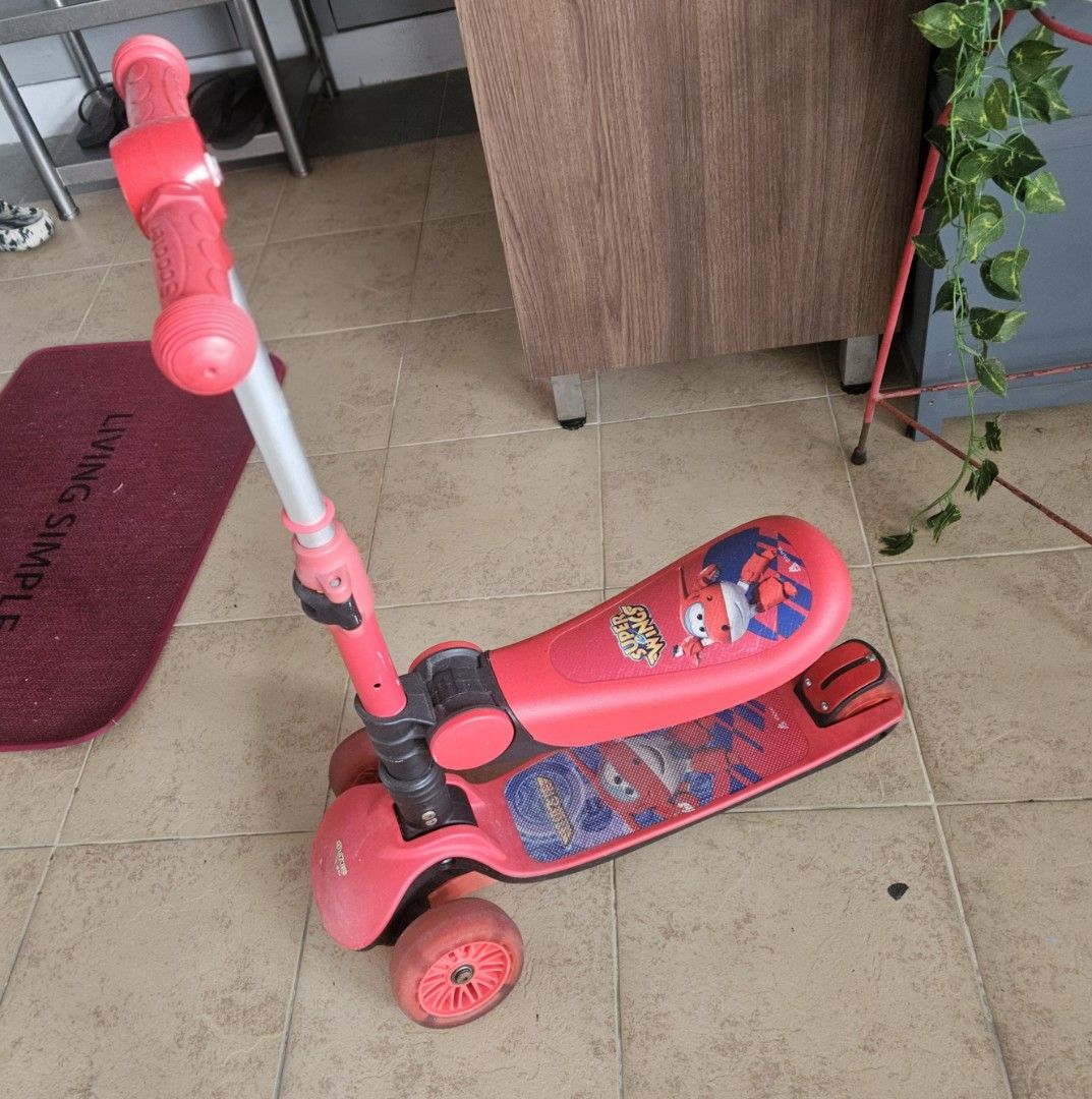 Super Wings Folding 3-Wheel Scooter for Kids, Sports Equipment, Sports ...