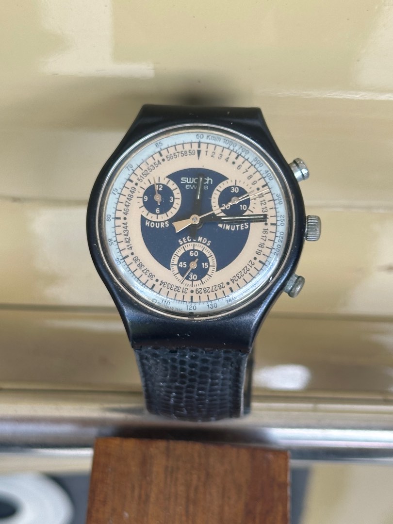 Swatch watch, Men's Fashion, Watches & Accessories, Watches on Carousell