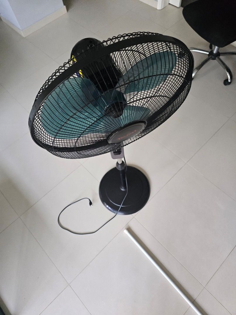 Tefal VF4110 Wall Fan - 16 inch noise, Furniture & Home Living ...
