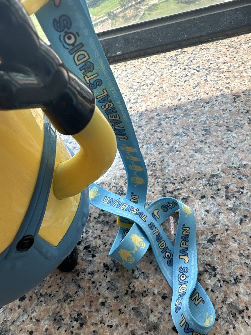 Universal Studios Japan Minion Popcorn Bucket, 傢俬＆家居, 廚具和餐具, 炊具及配件 ...
