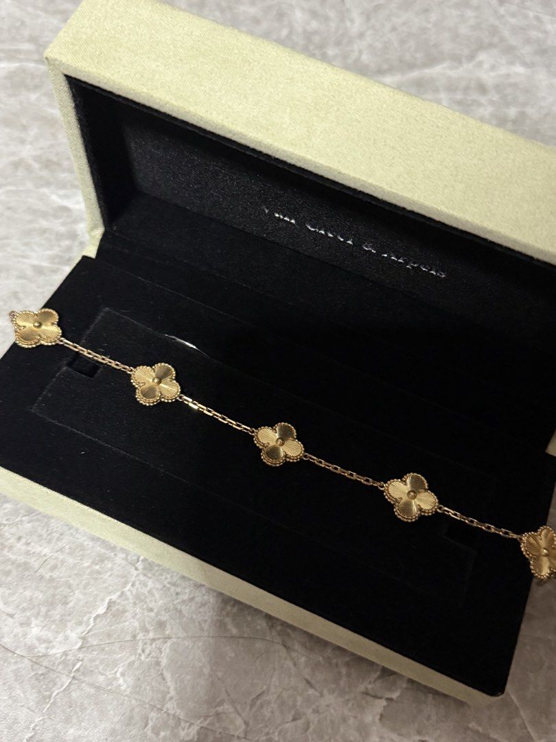 Van Cleef & Arpels Vintage Alhambra Bracelet 5 Motifs Yellow Gold ...