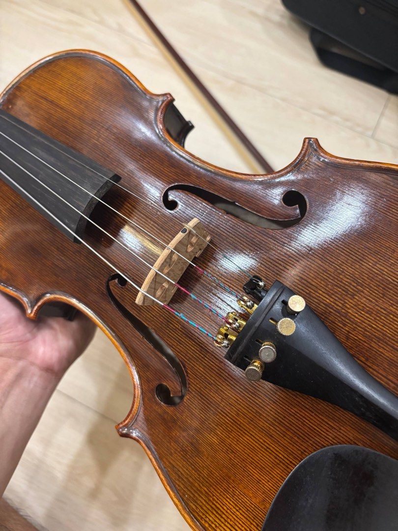 Violin with Bow and Case, Hobbies & Toys, Musical Instruments on Carousell