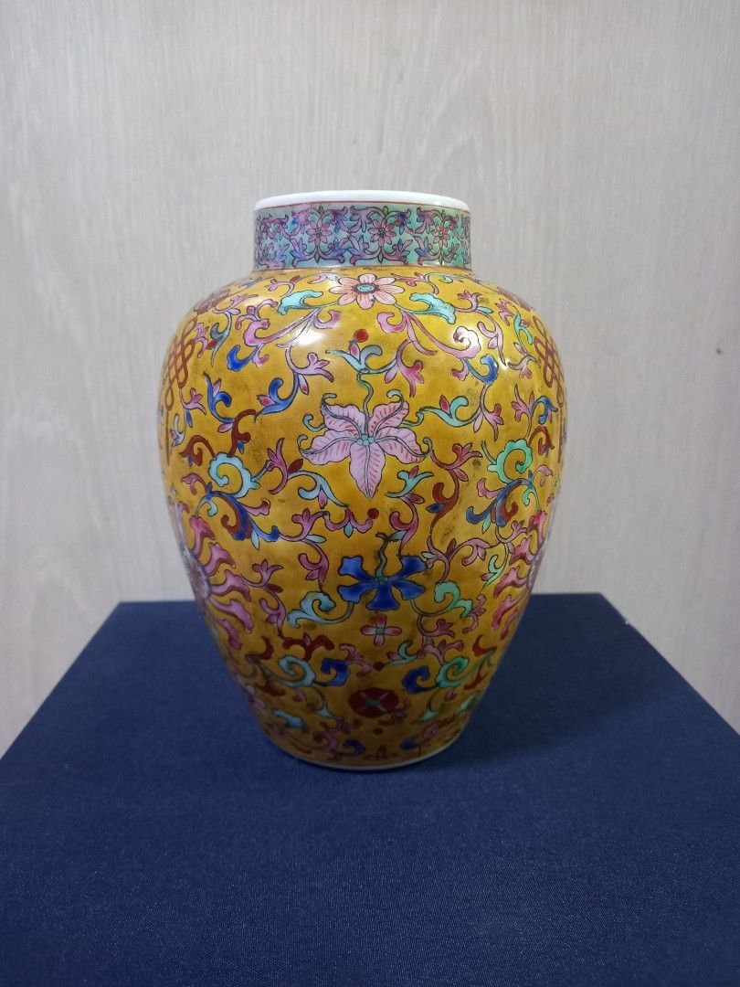 Yellow Floral Ceramic Vase, Hobbies & Toys, Memorabilia & Collectibles ...