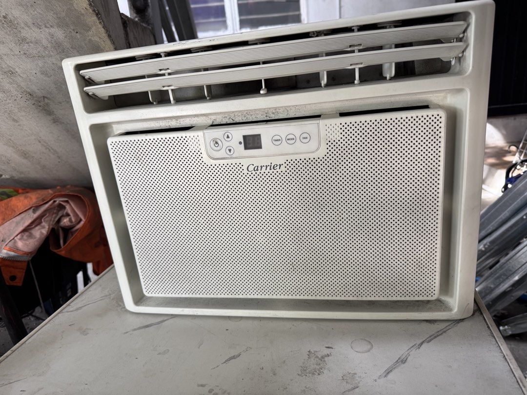 Carrier Window Type Air Conditioner WCARK008BEE 7000 BTU, TV & Home ...