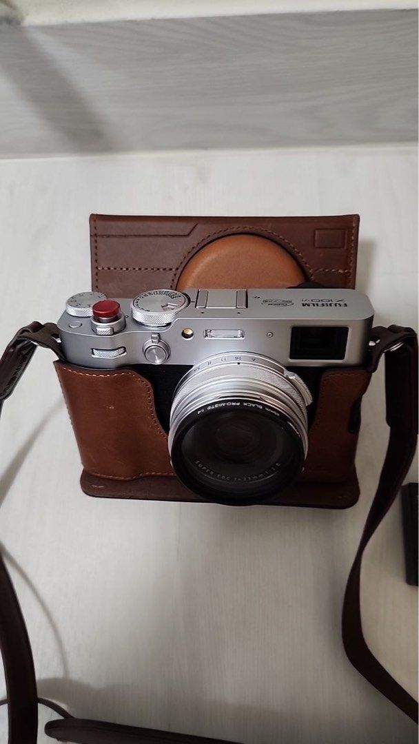 Fujifilm X100VI Silver Digital Camera with Accessories, Photography ...