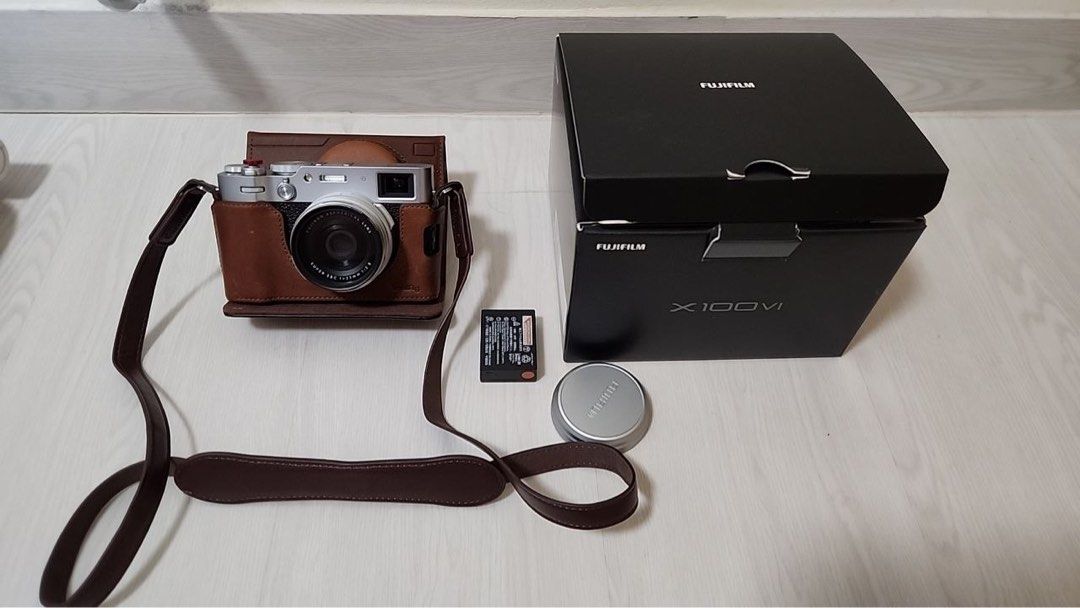 Fujifilm X100VI Silver Digital Camera with Accessories, Photography ...