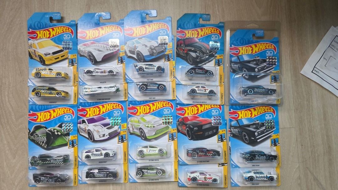 FULL Chess SET Hot Wheels, Hobbies & Toys, Toys & Games on Carousell