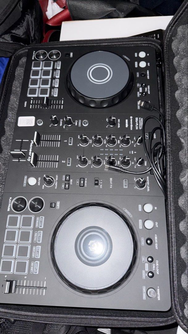 Pioneer DDJ-FLX4 DJ Controller with Case, Hobbies & Toys, Musical ...