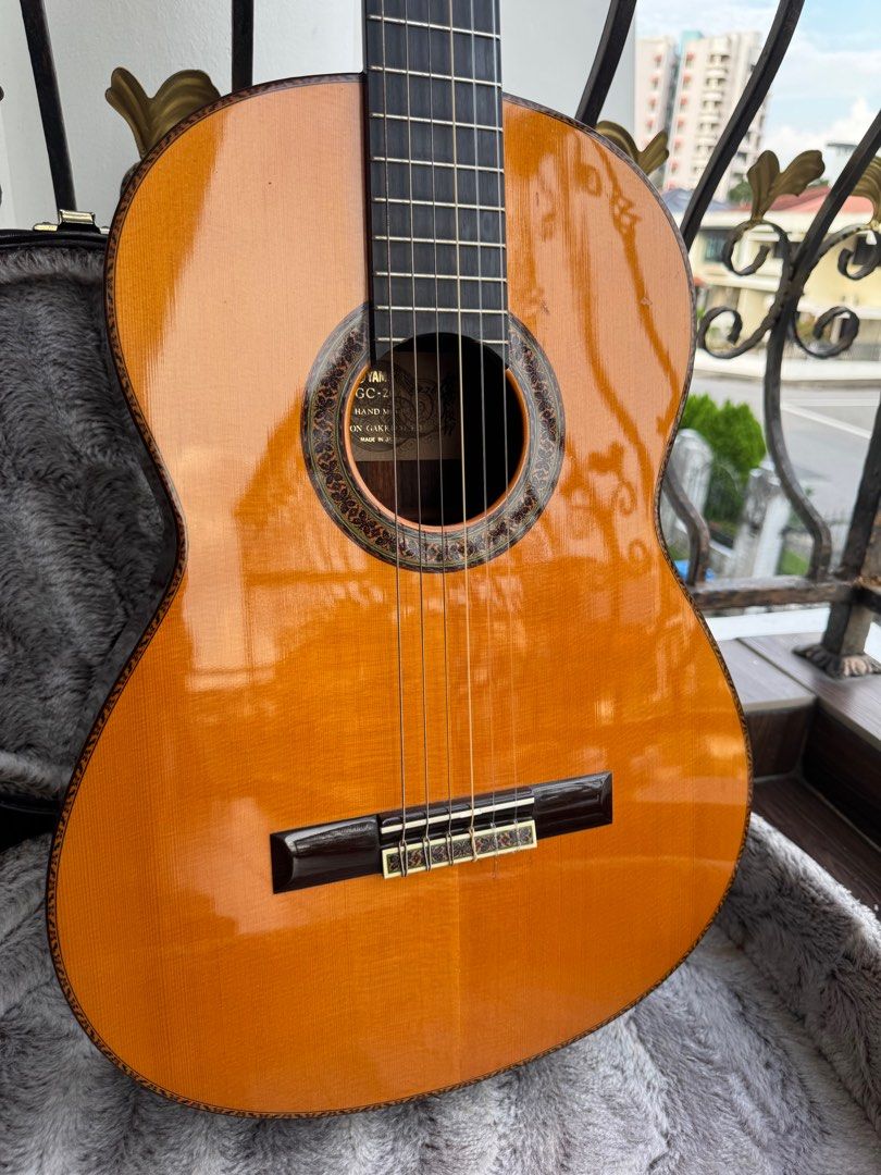 1976 Yamaha GC-20M by Toshiro Kato, Hobbies & Toys, Musical Instruments ...