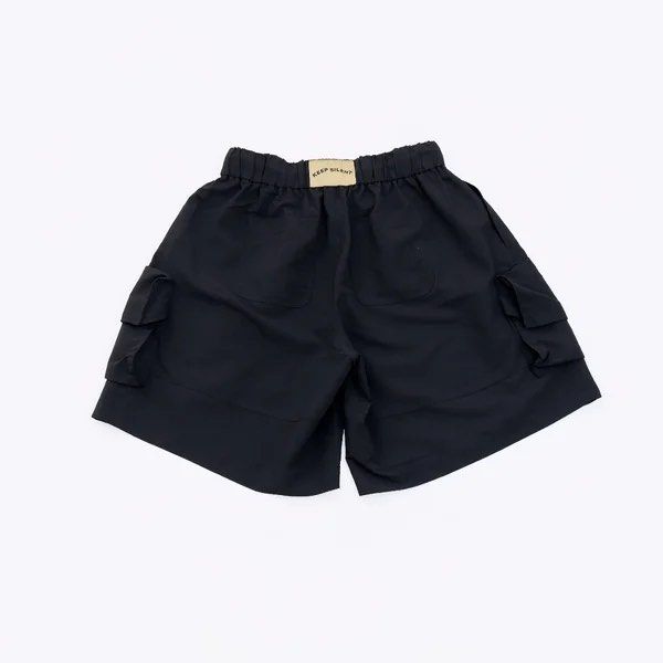 (現貨) KEEP SILENT Baggy Cargo Short Black 黑色工裝短褲 M, 女裝, 褲＆半截裙, 短褲 ...