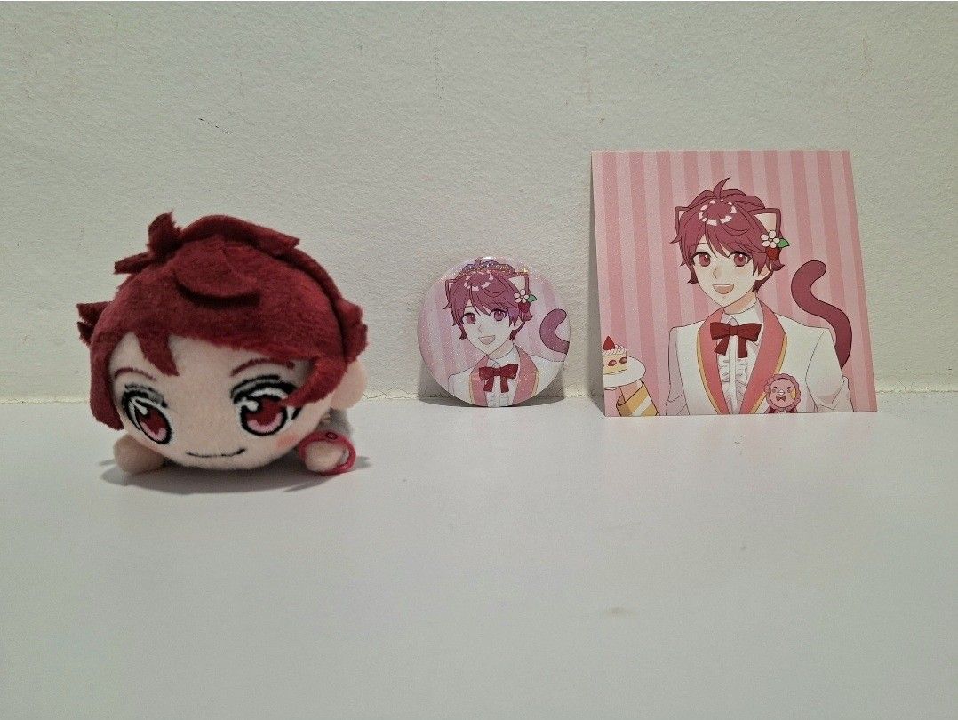 A3! Act Addict Actors Sakuya Sakuma Plush, Badge, and Postcard Set ...