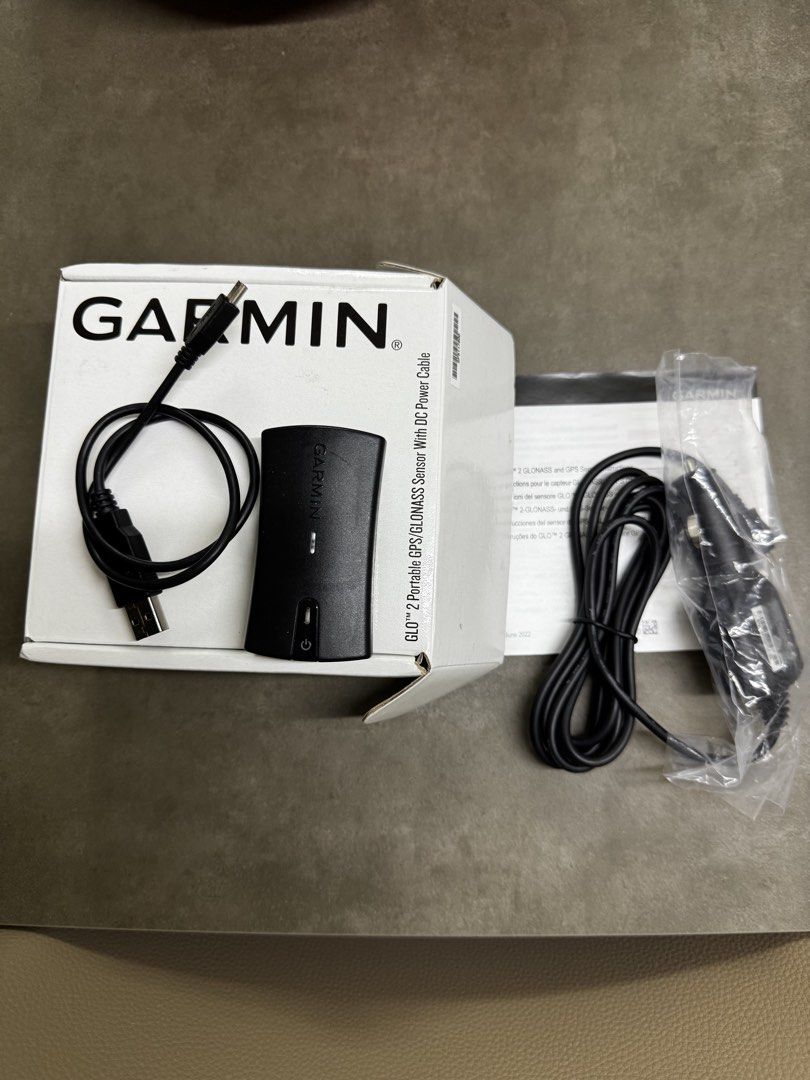 Garmin GLO 2 GPS/GLONASS 接收器連充電線, 手提電話, 智能穿戴裝置及智能手錶 - Carousell
