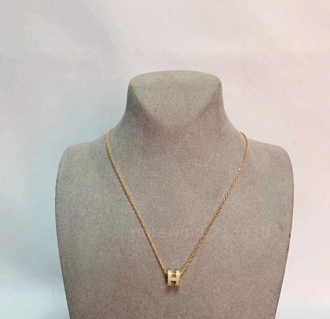 愛馬仕HERMES MINI POP H Logo裝飾女款項鏈 白色吊墜+玫瑰金色鏈條, 女裝, 飾物及配件, 頸鍊 - Carousell