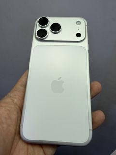 Iphone 17 pro max 行貨，1 TB,100%電池健康，保至10月, 手提電話, 手機, iPhone, iPhone 17 ...