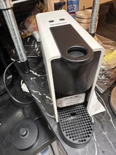 Nespresso Coffee Machine with Capsule Holder, 家庭電器, 廚房電器, 咖啡機及咖啡壺 ...