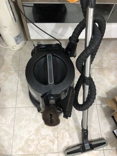 Rainbow 吸塵機, 家庭電器, 吸塵機 ＆ 家居清潔電器 - Carousell