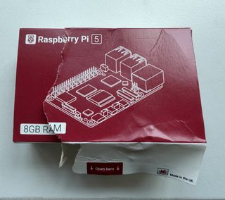 Raspberry Pi 3 Model B + Clear Case, Computers & Tech, Parts ...