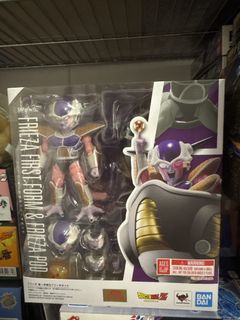方塊K工作室 SHF 超三悟天格斯 頭雕配件包, 興趣及遊戲, 玩具 & 遊戲類 - Carousell