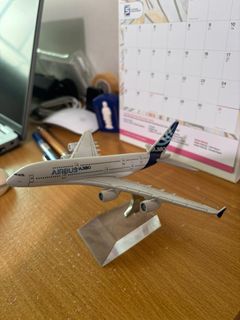 1:400 737-500 Sky Europe Airlines Diecast Aircraft Model, Hobbies ...