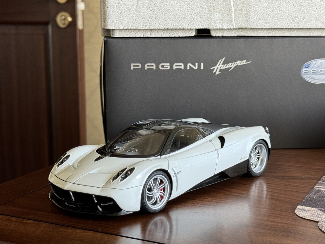 Autoart Pagani Huayra Diecast Car Model 1:18 White, Hobbies & Toys ...