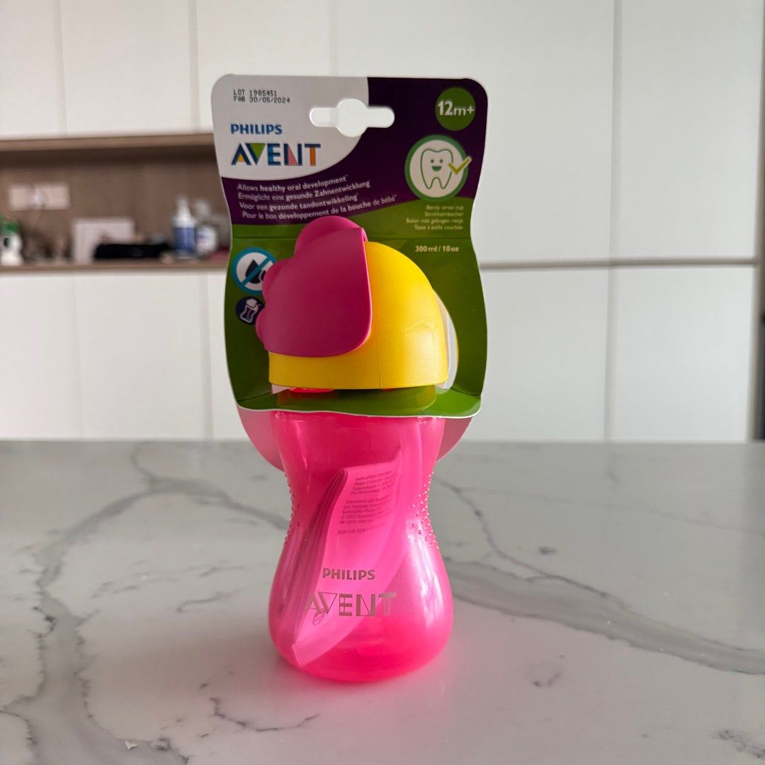 BNWT Philips Avent Bendy Straw Water Bottle 300ml Pink, Babies & Kids ...