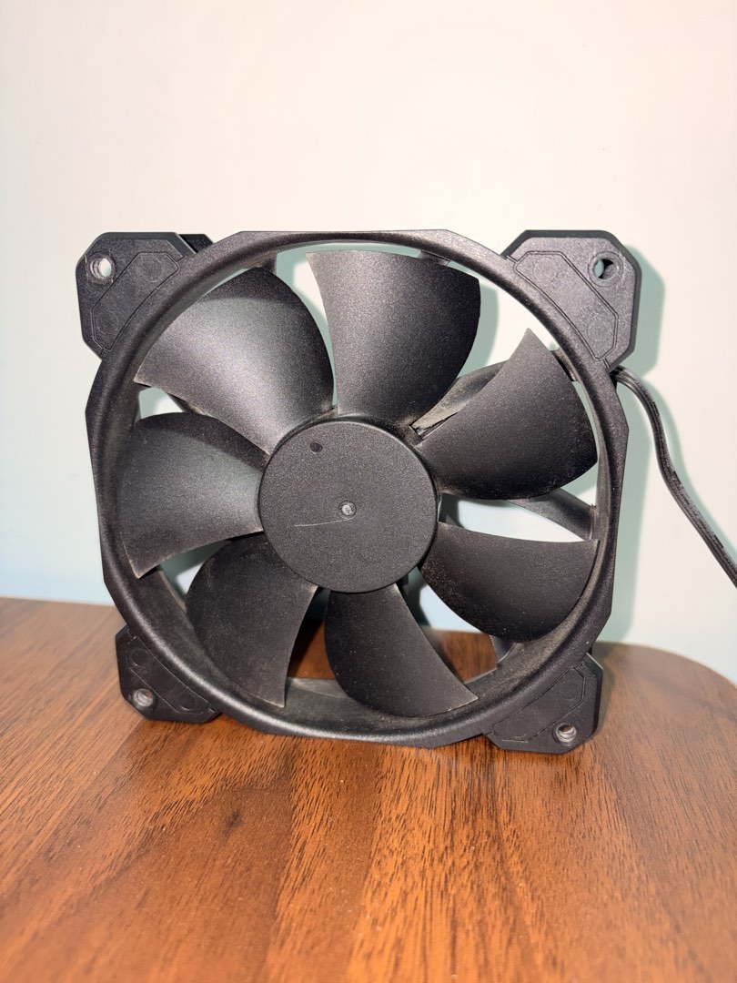 Corsair 120mm Computer Case Fan, Computers & Tech, Parts & Accessories ...