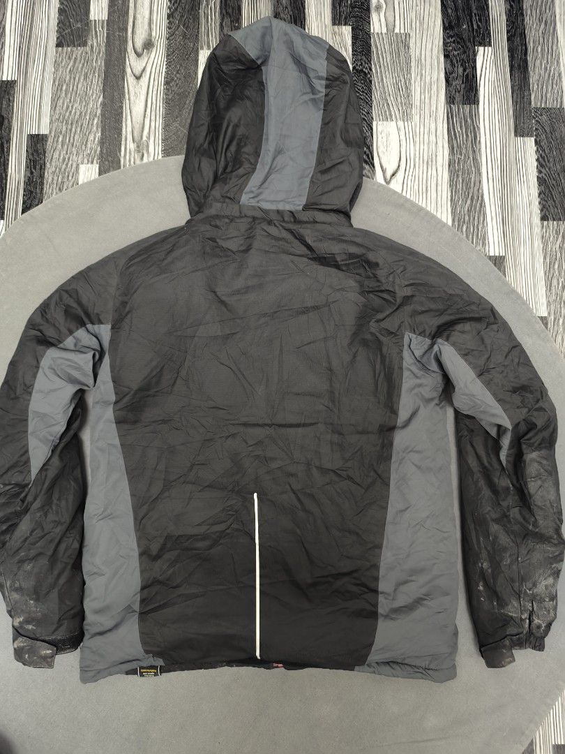 Fieldcore Jacket, Men's Fashion, Coats, Jackets and Outerwear on Carousell