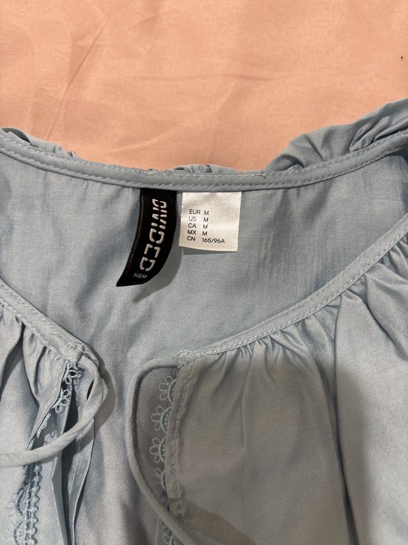 H&M Divided Light Blue Puff Sleeve Tie Front Blouse, Women's Fashion ...
