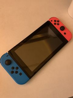 Nintendo Switch OLED White Complete in Box + Free Skull & Co Grip ...